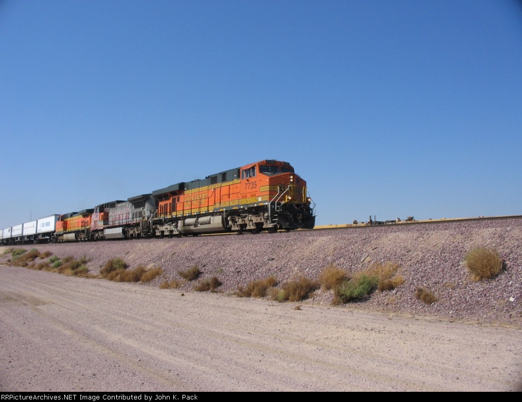 BNSF 7735
